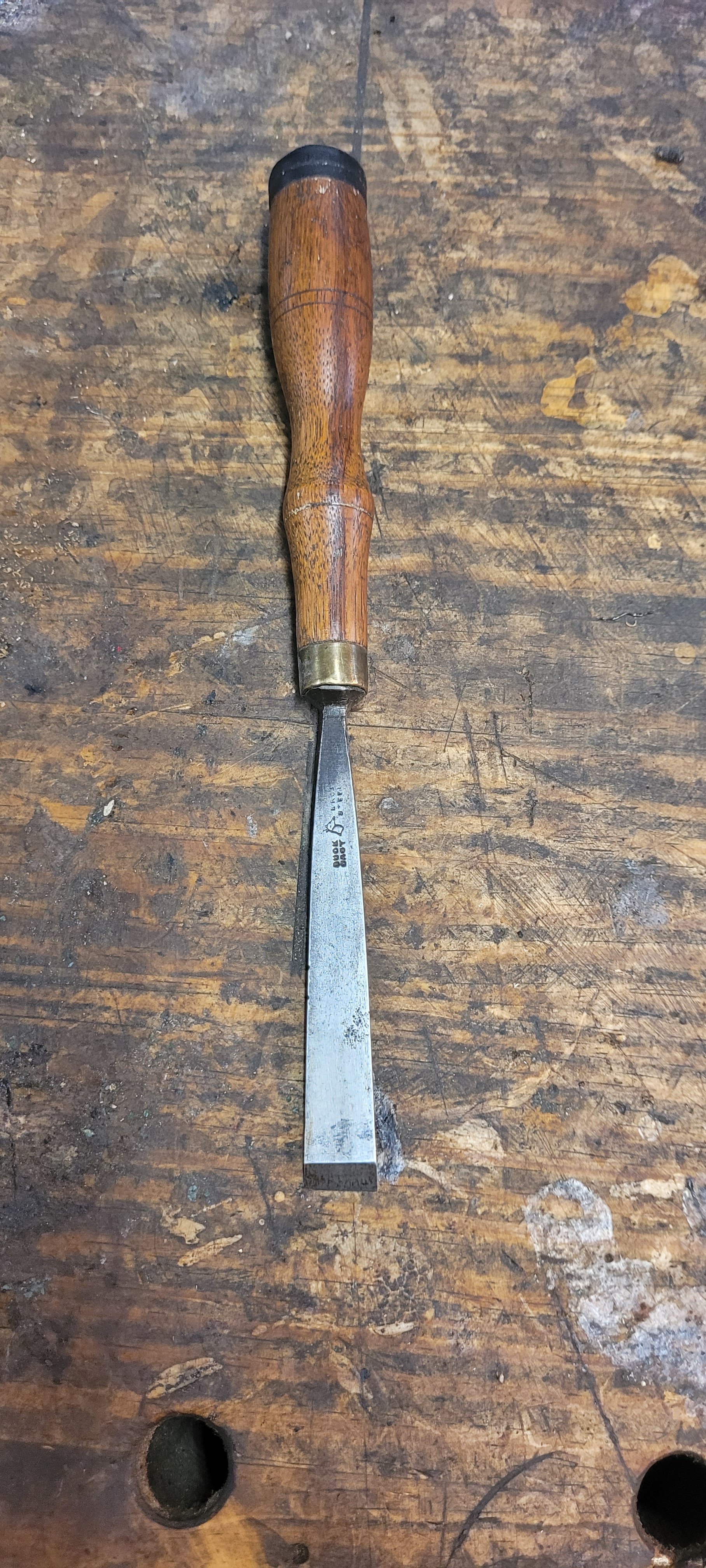A Half Blind Dovetail Chisel – MVFlaim Furnituremaker